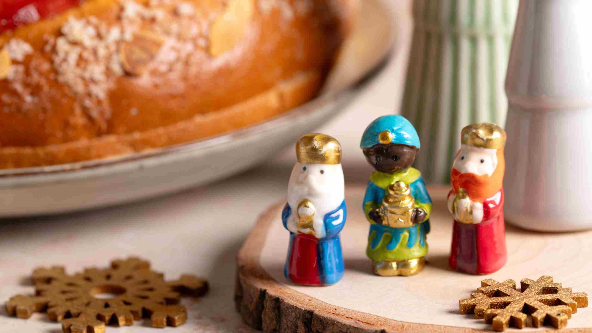 Epiphanie: Pourquoi cache-t-on une fève dans la galette des rois